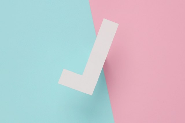 キャバ嬢のドレスの選び方や種類を解説！体型・骨格別おすすめデザインも紹介 | 体入ドットコム PLUS