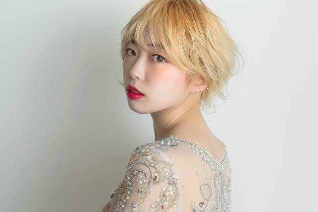 胸が小さい･･･キャバ嬢が貧乳だと売れない？おっぱいを大きく見せる方法は？ | 体入ドットコム PLUS